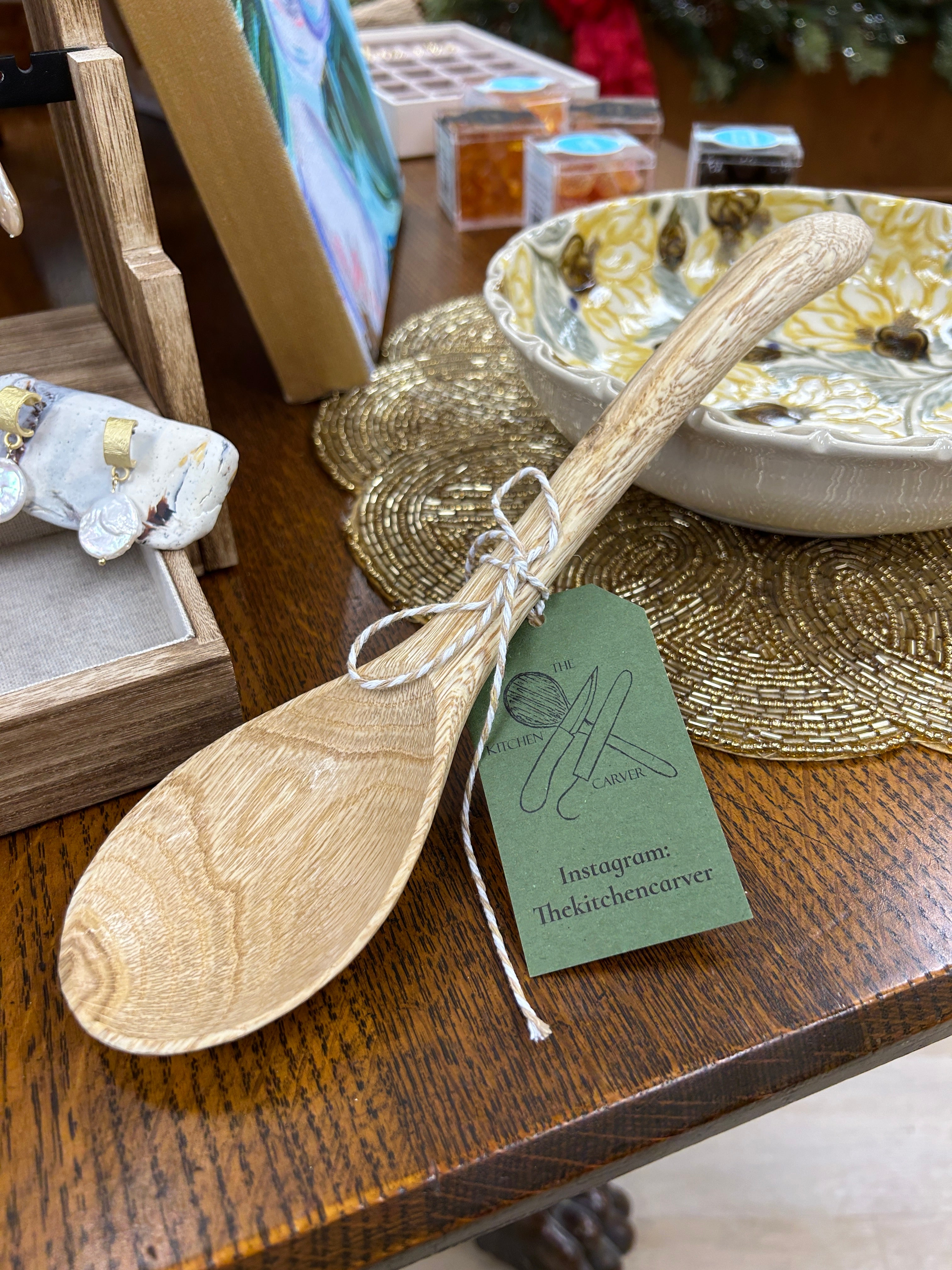 Kitchen Carver hand carved oak spoon – Juniper Skies